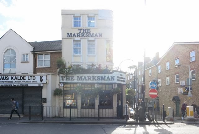 sunday roast {the marksman + london} - Elizabeth Minchilli