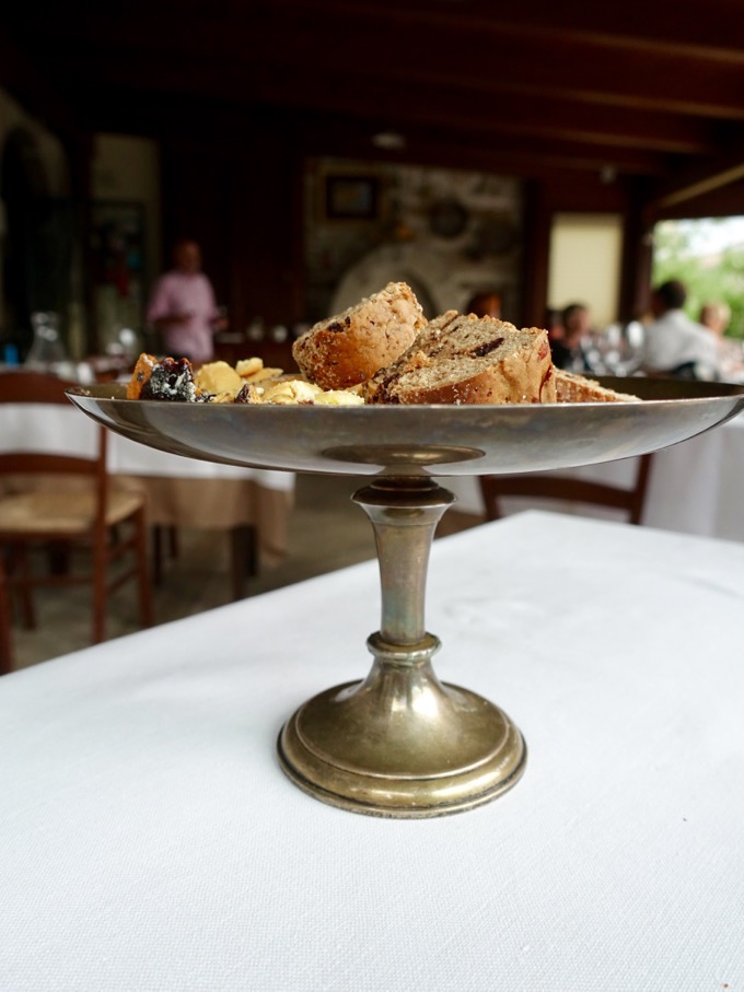 taverna de li caldora pacentro abruzzo
